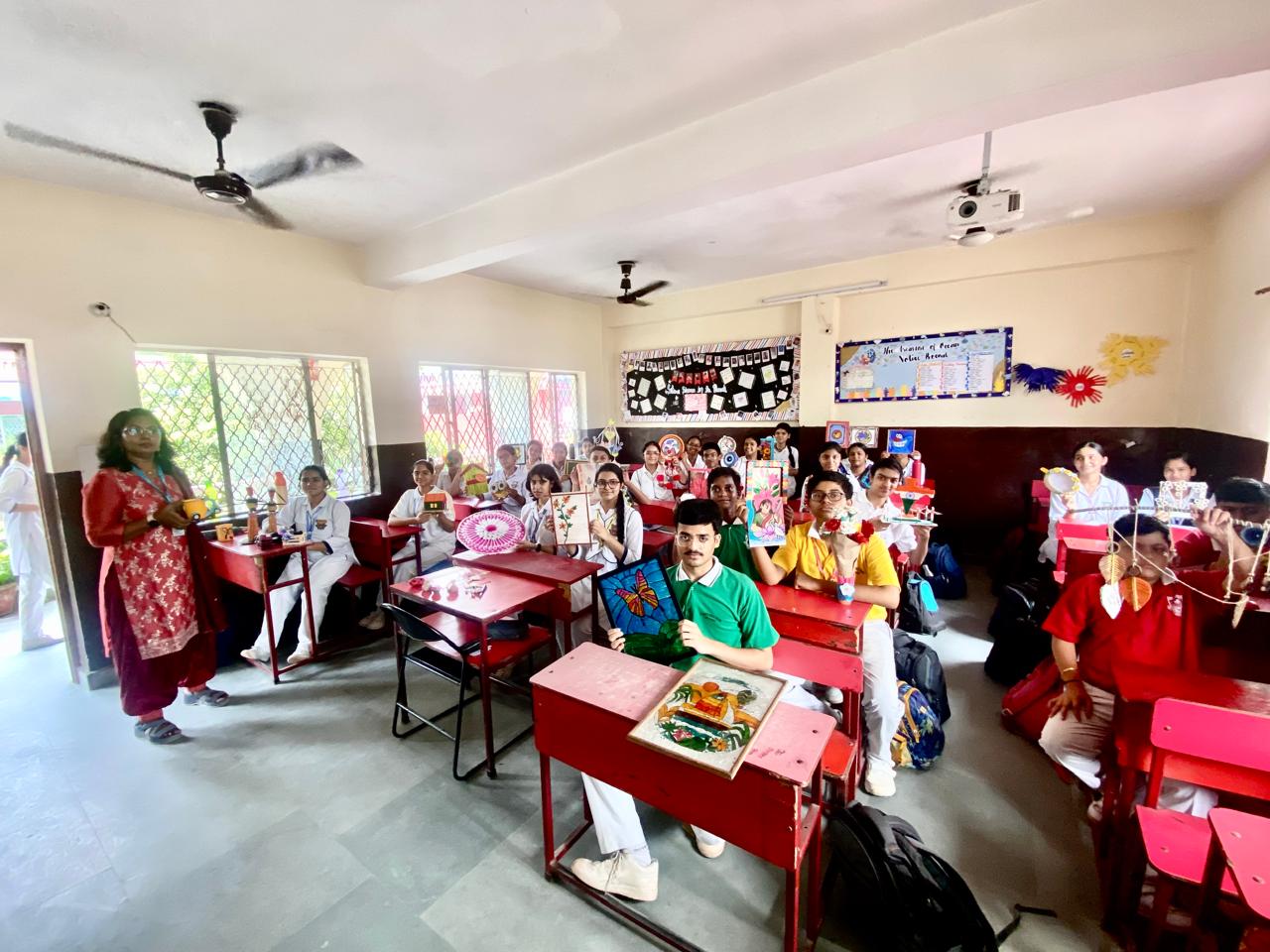 Best out of waste :: St. Mary's Public School